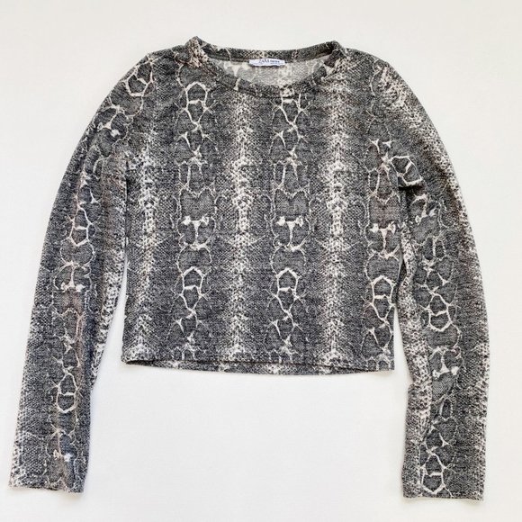 Zara | Sweaters | Zara Soft Touch Snakeskin Print Crop Sweater L | Poshmark